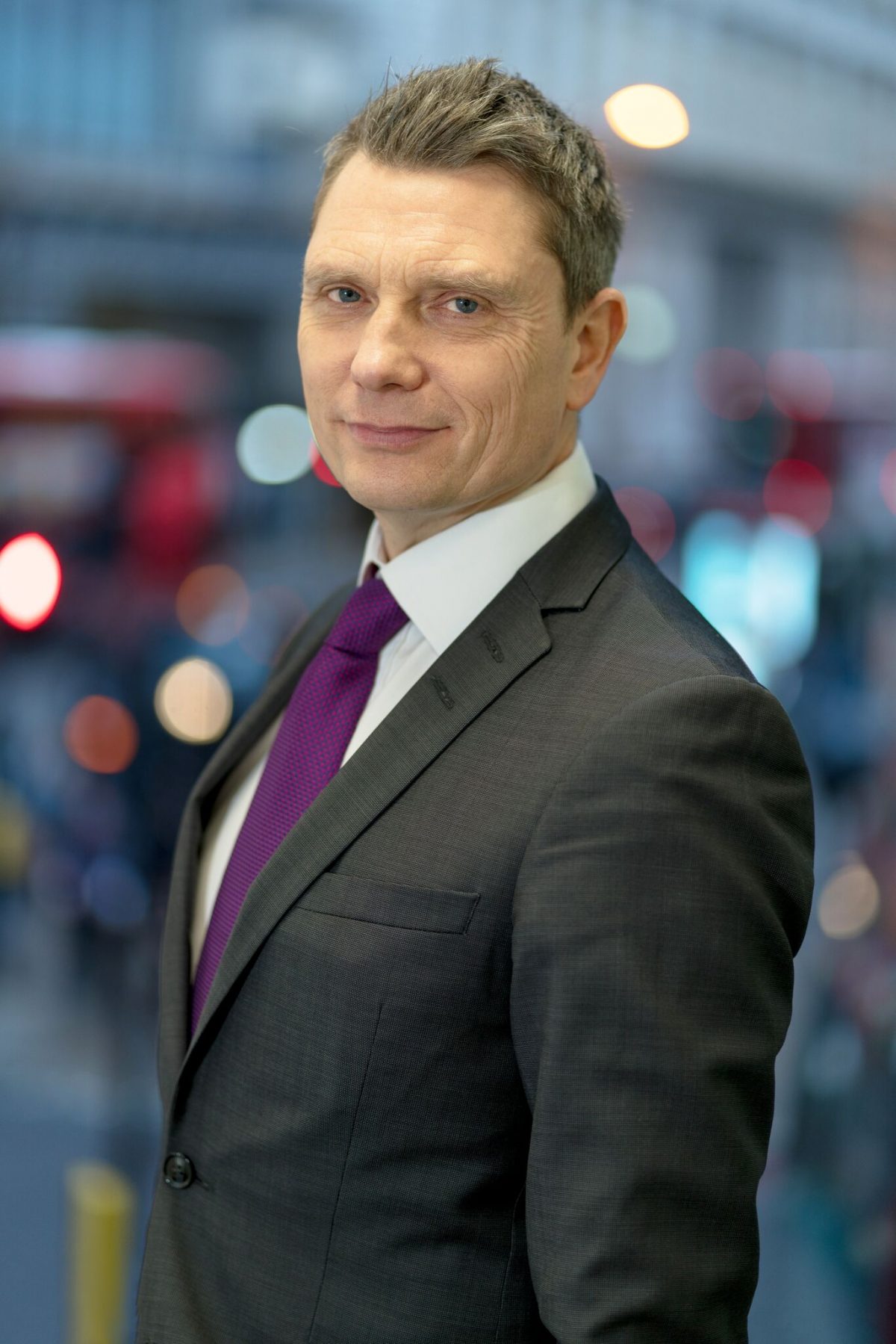 SX3 - Adrian Gilbert Portrait 2018 - SX3 (Re)Insurance Claims Consultants